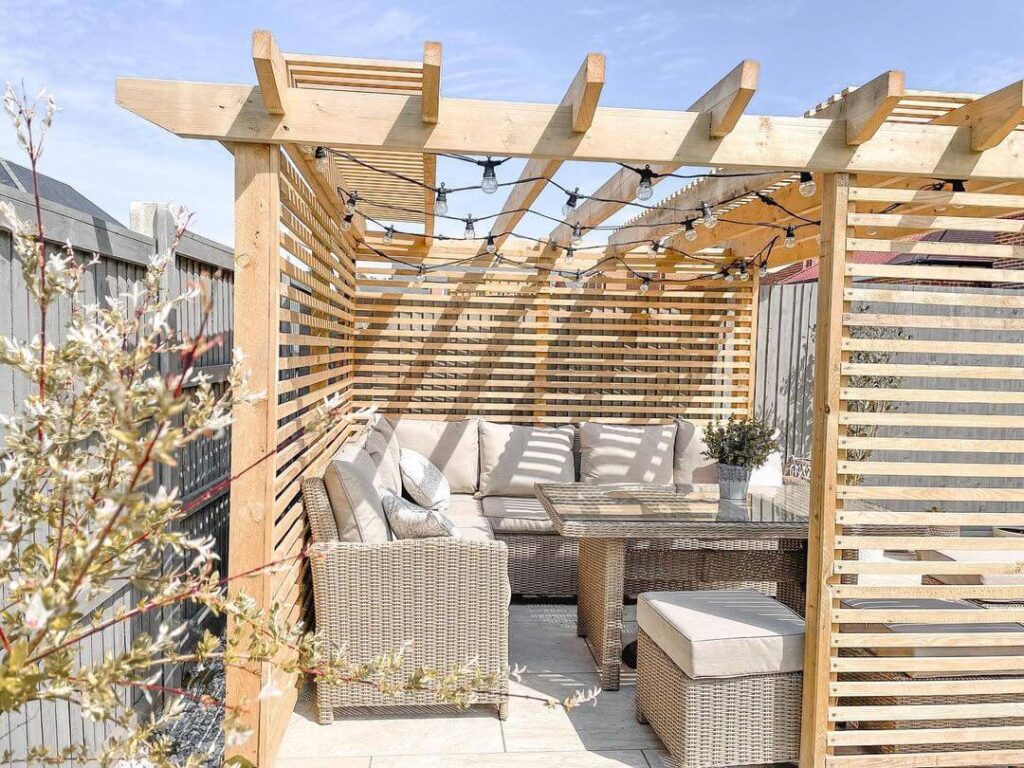 21 Stylish Pergola Ideas to Enhance Your Backyard